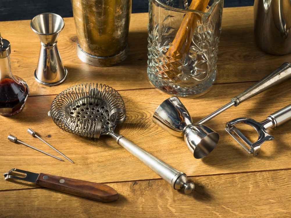 Choosing the Best Ice Tools: Molds, Picks & Tongs for Cocktails ...